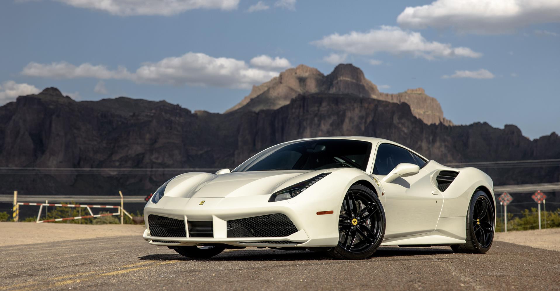 Gul Luxury | Automotive Dealership | Pre-Owned Luxury Vehicles