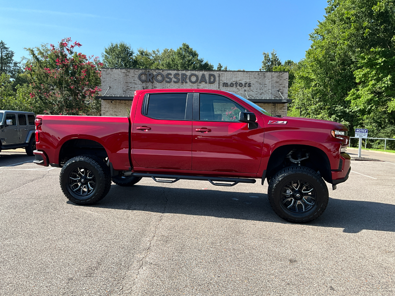 Chevy Silverado 2022 Lifted Red