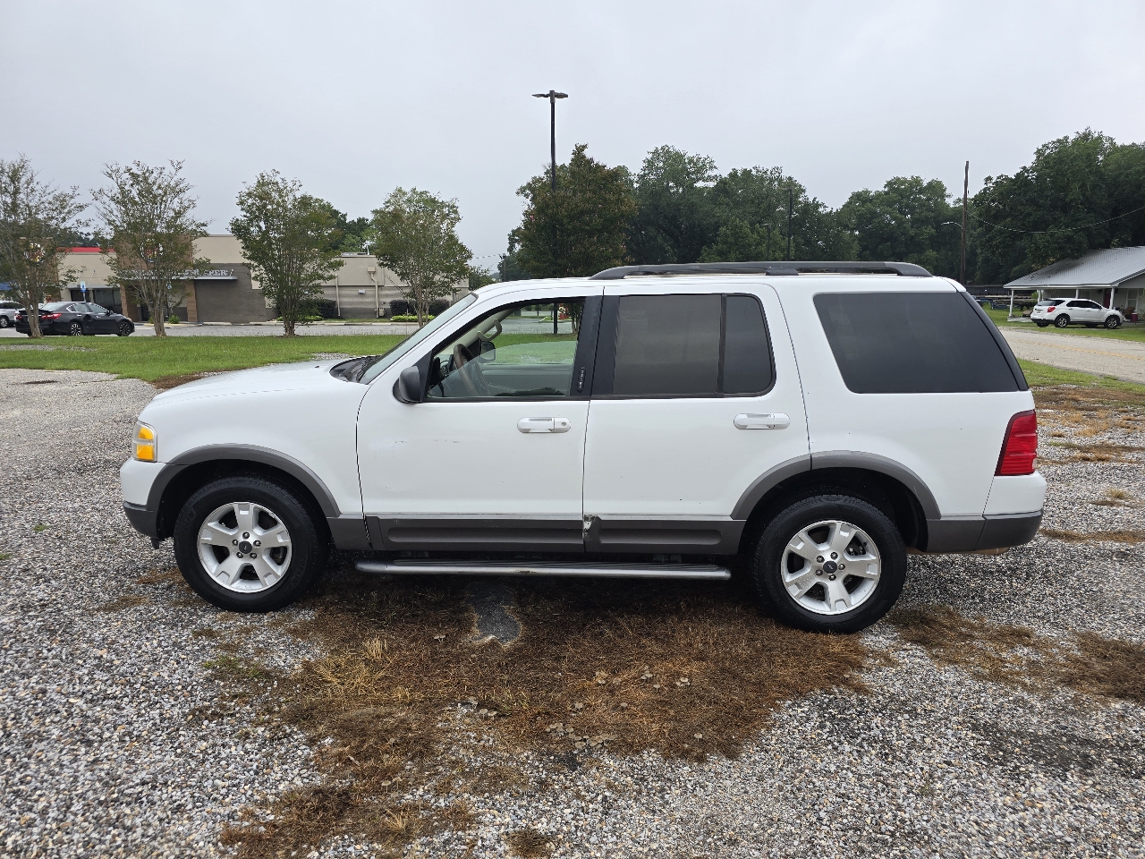 2003 Ford Explorer XLT 4.6L 2WD