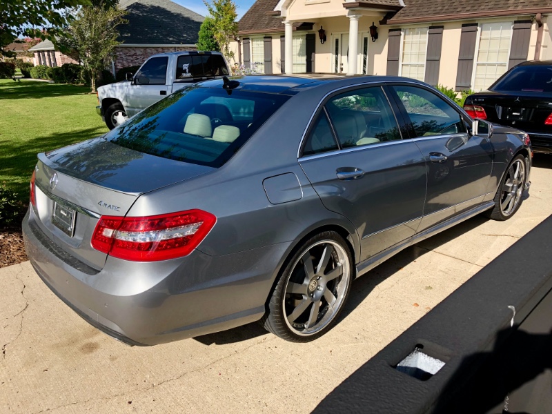 2011 Mercedes-Benz E-Class E550 Sedan 4MATIC