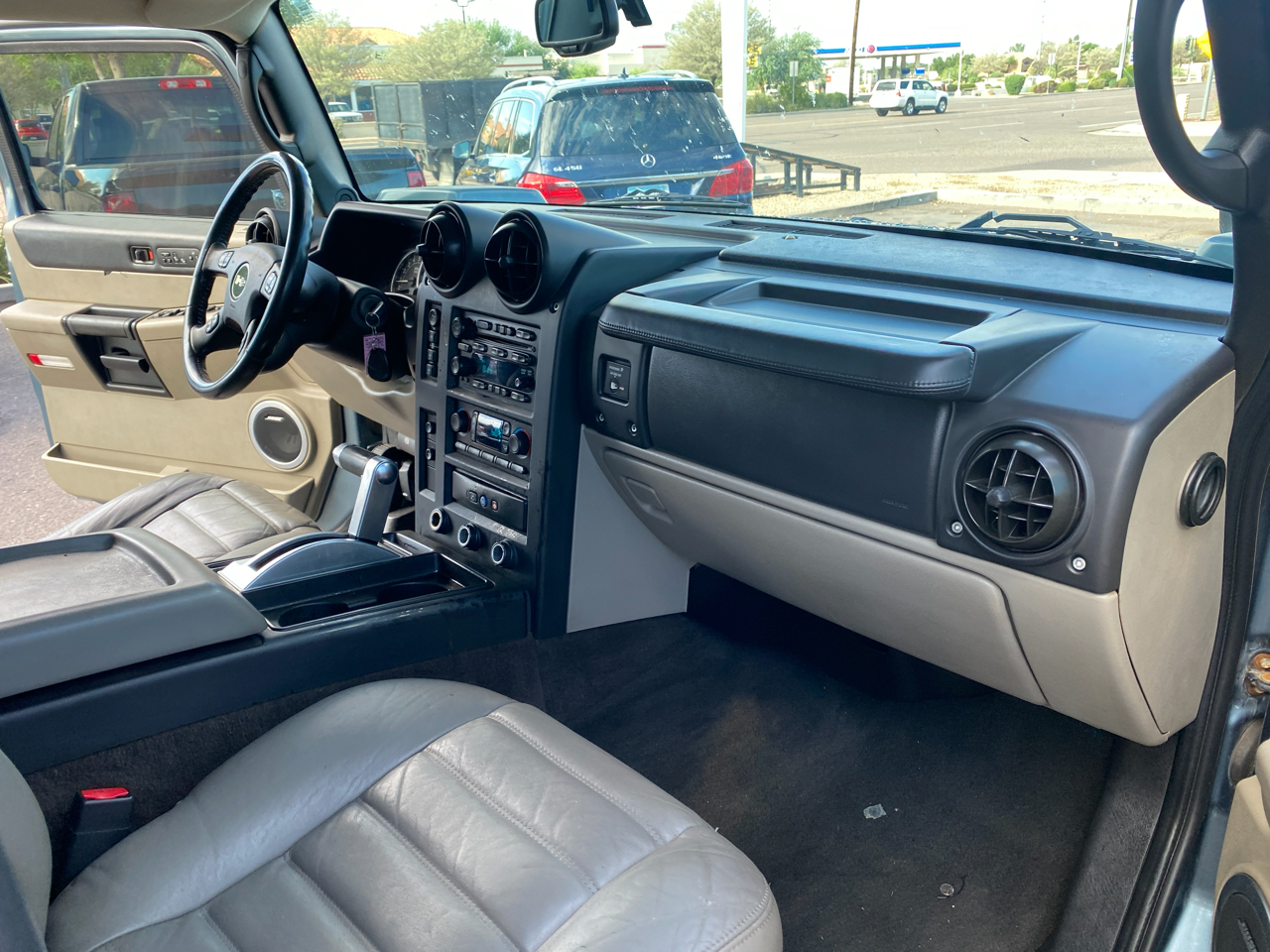 2007 Hummer H2 Interior