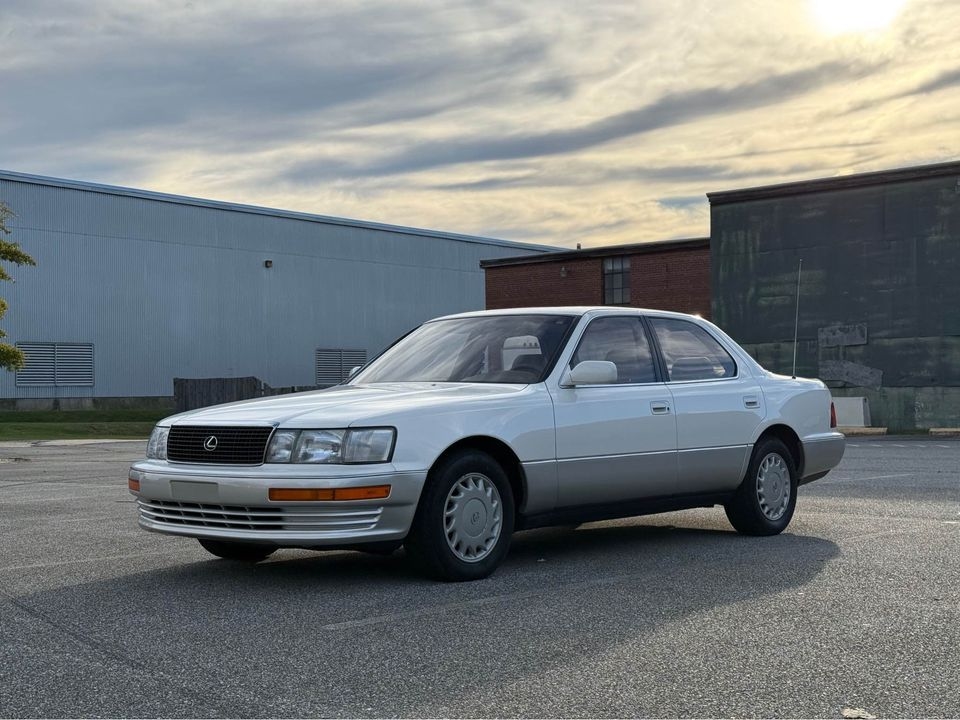 1992 Lexus LS 400 Base