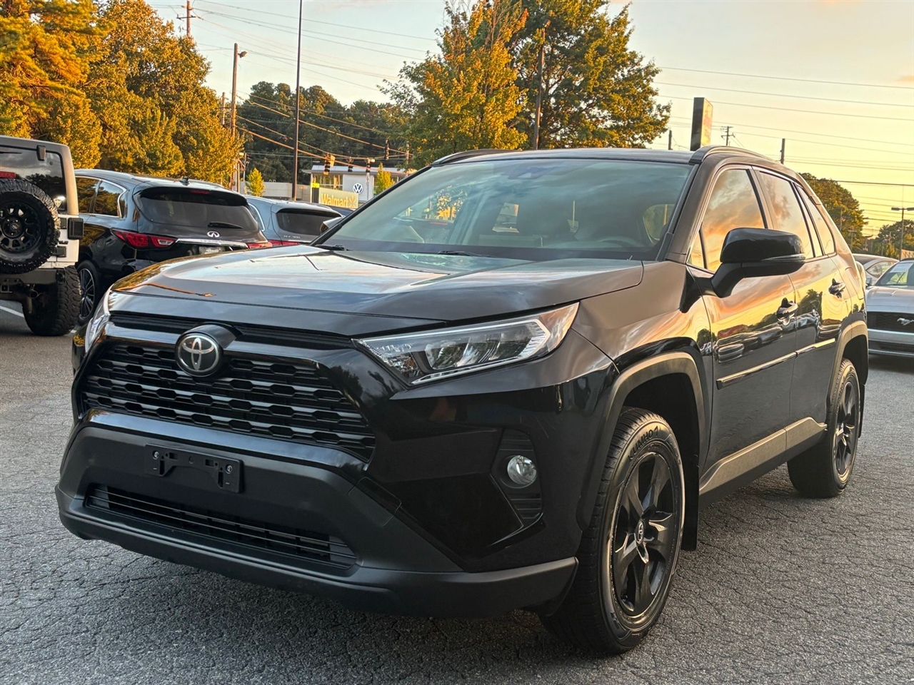 2019 Toyota RAV4 XLE AWD (Natl)