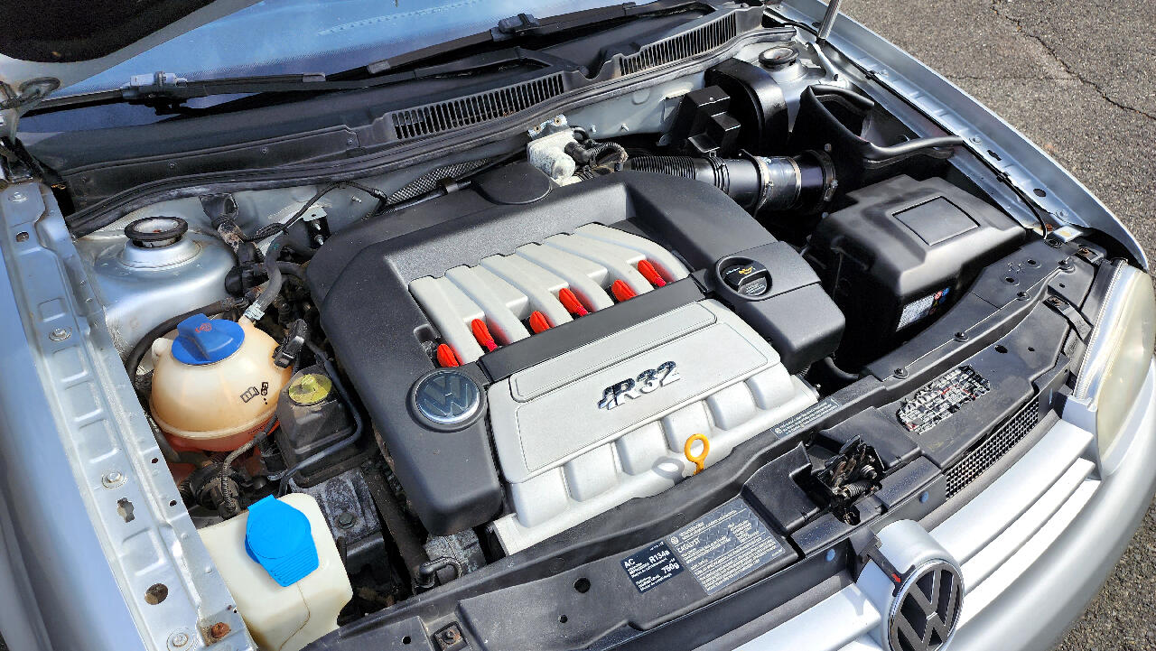 Vw R32 Mk4 Engine