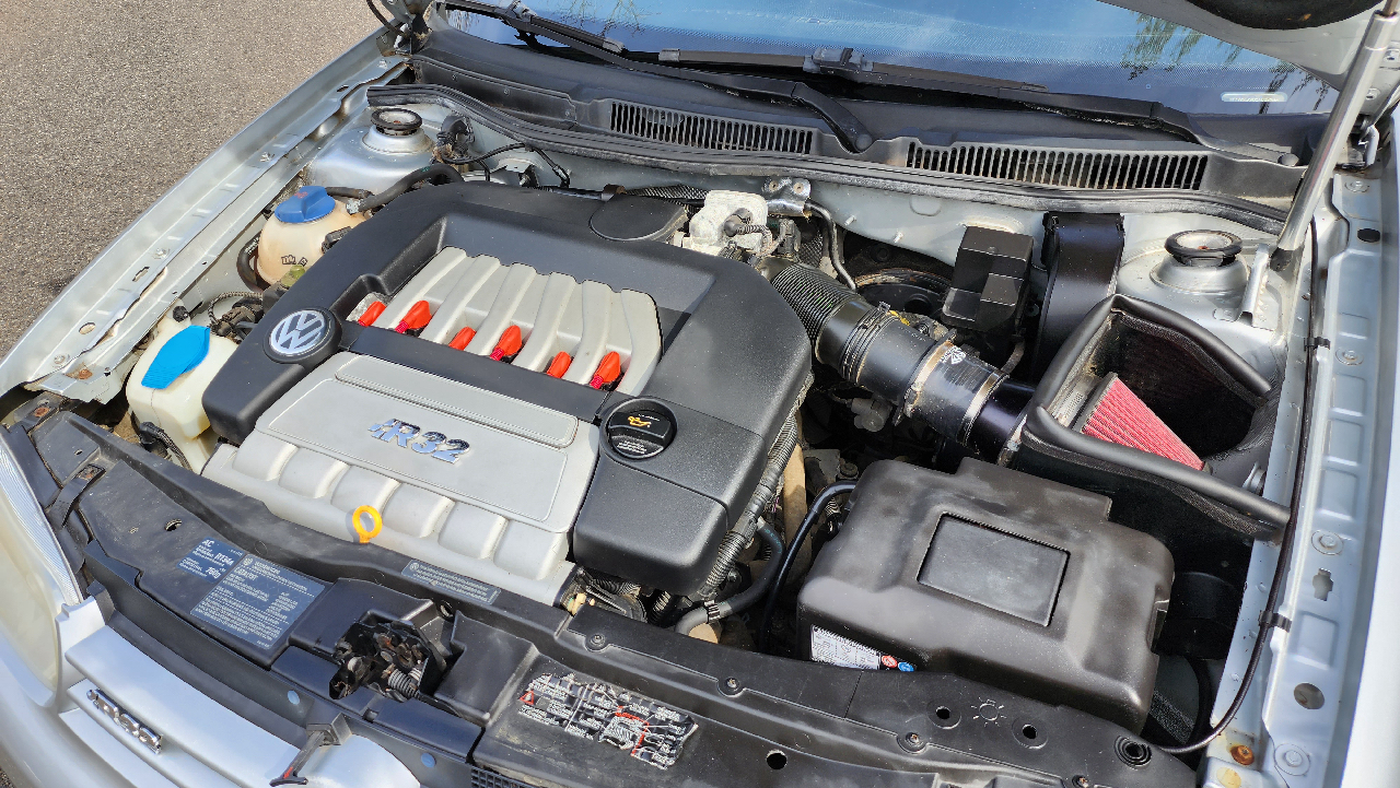 Vw R32 Mk4 Engine