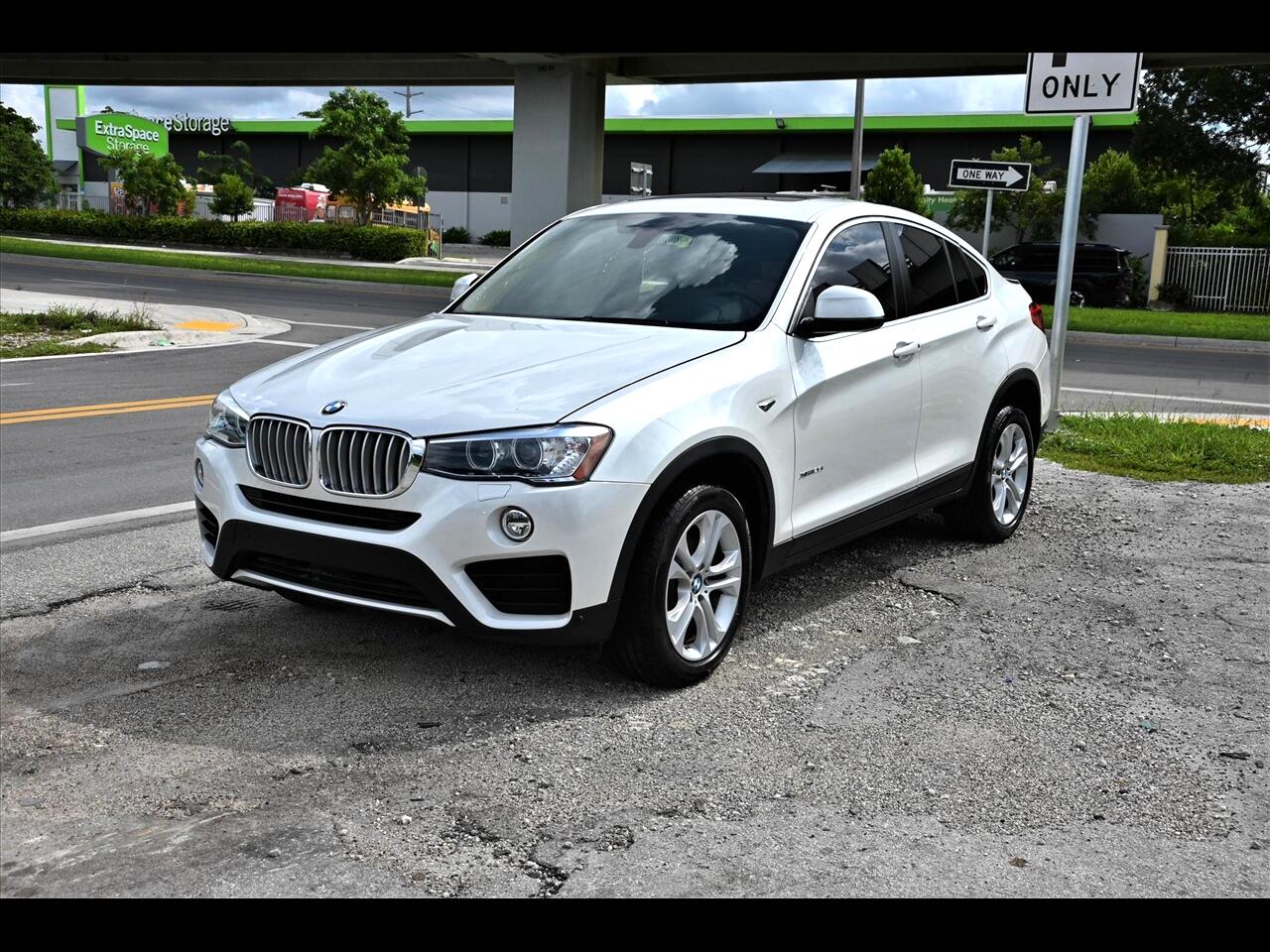 2016 BMW X4 xDrive28i Sport Utility 4D