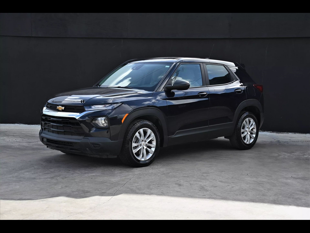 2021 Chevrolet TrailBlazer LS Sport Utility 4D