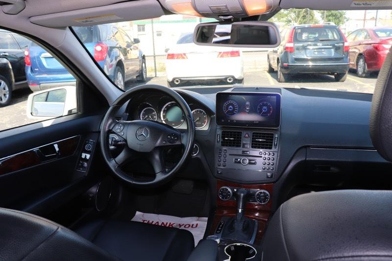 Mercedes 2010 C300 Interior