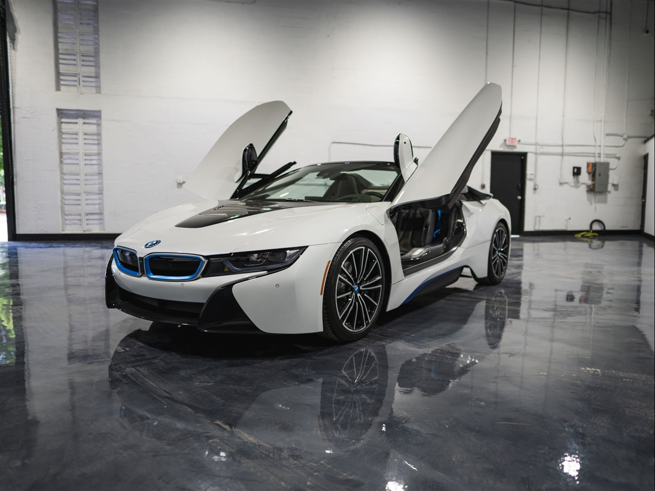 2019 BMW i8 Convertible