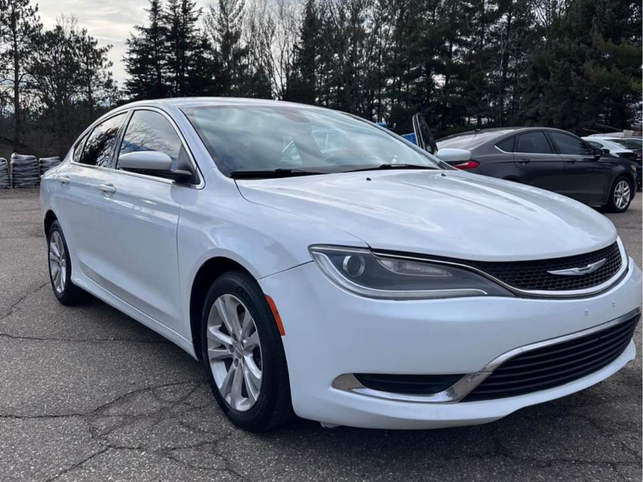 2016 Chrysler 200 Limited