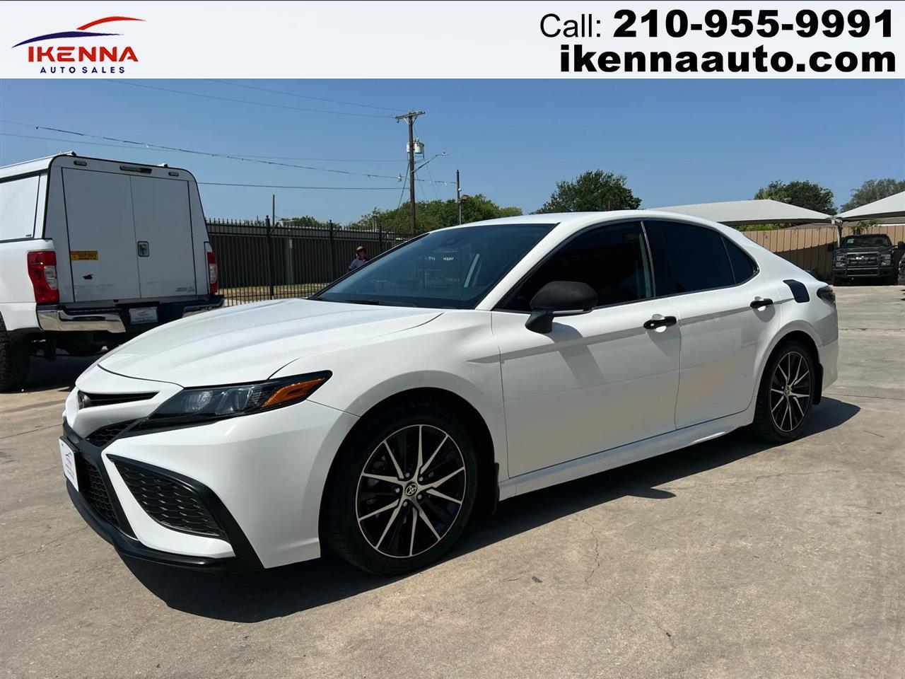 2022 Toyota Camry SE Auto (Natl)