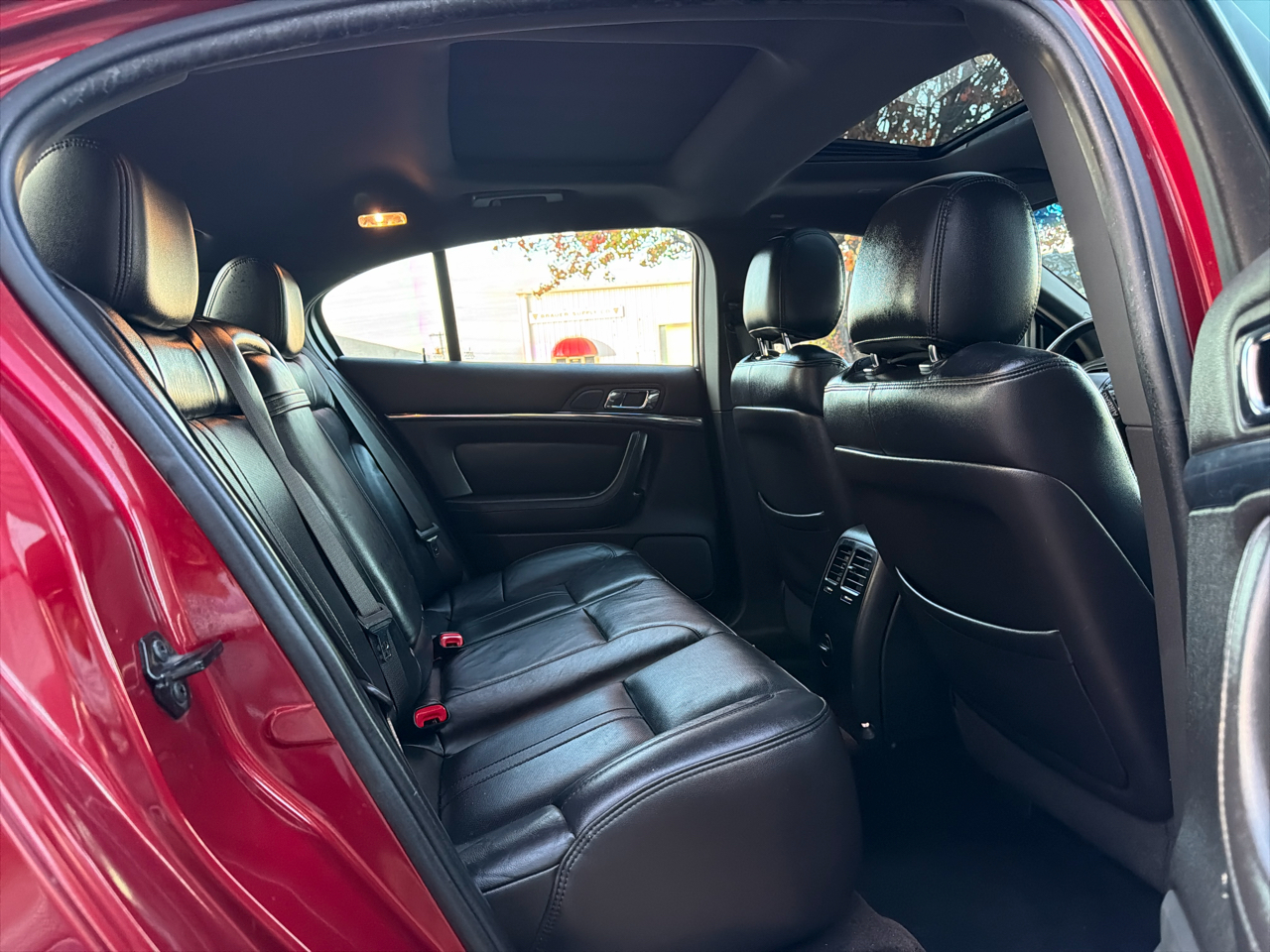 2013 Lincoln MKS AWD