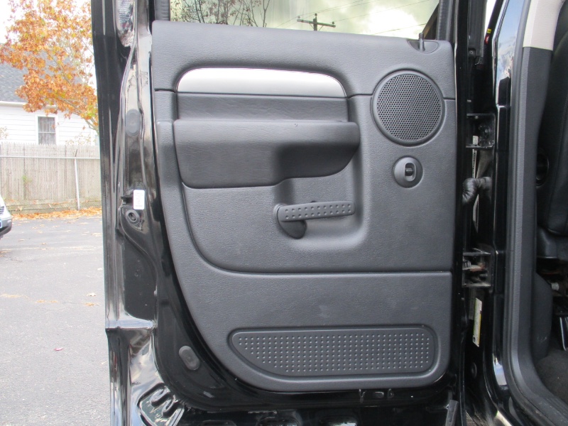 2005 Dodge Ram 2500 Power Wagon Quad Cab 4WD