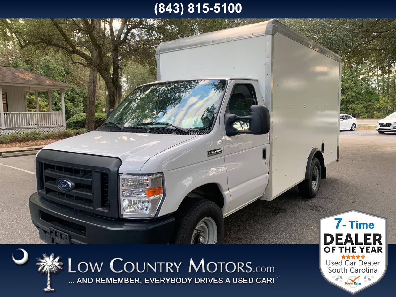 2022 Ford E-Series Cutaway E-350 SRW 138" WB