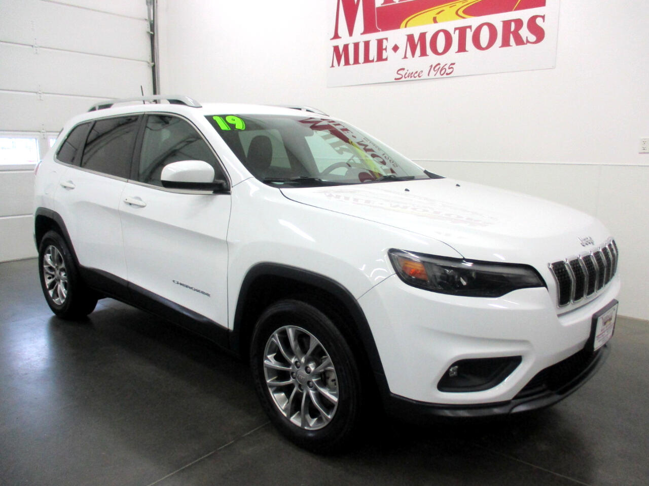 Used 2019 Jeep Cherokee Latitude Plus 4x4 for Sale in Lincoln NE ...