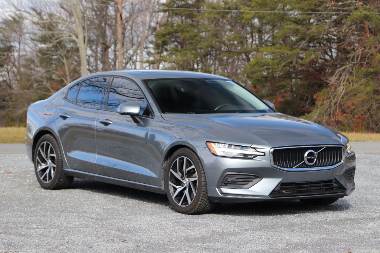 2019 Volvo S60 T6 Momentum AWD