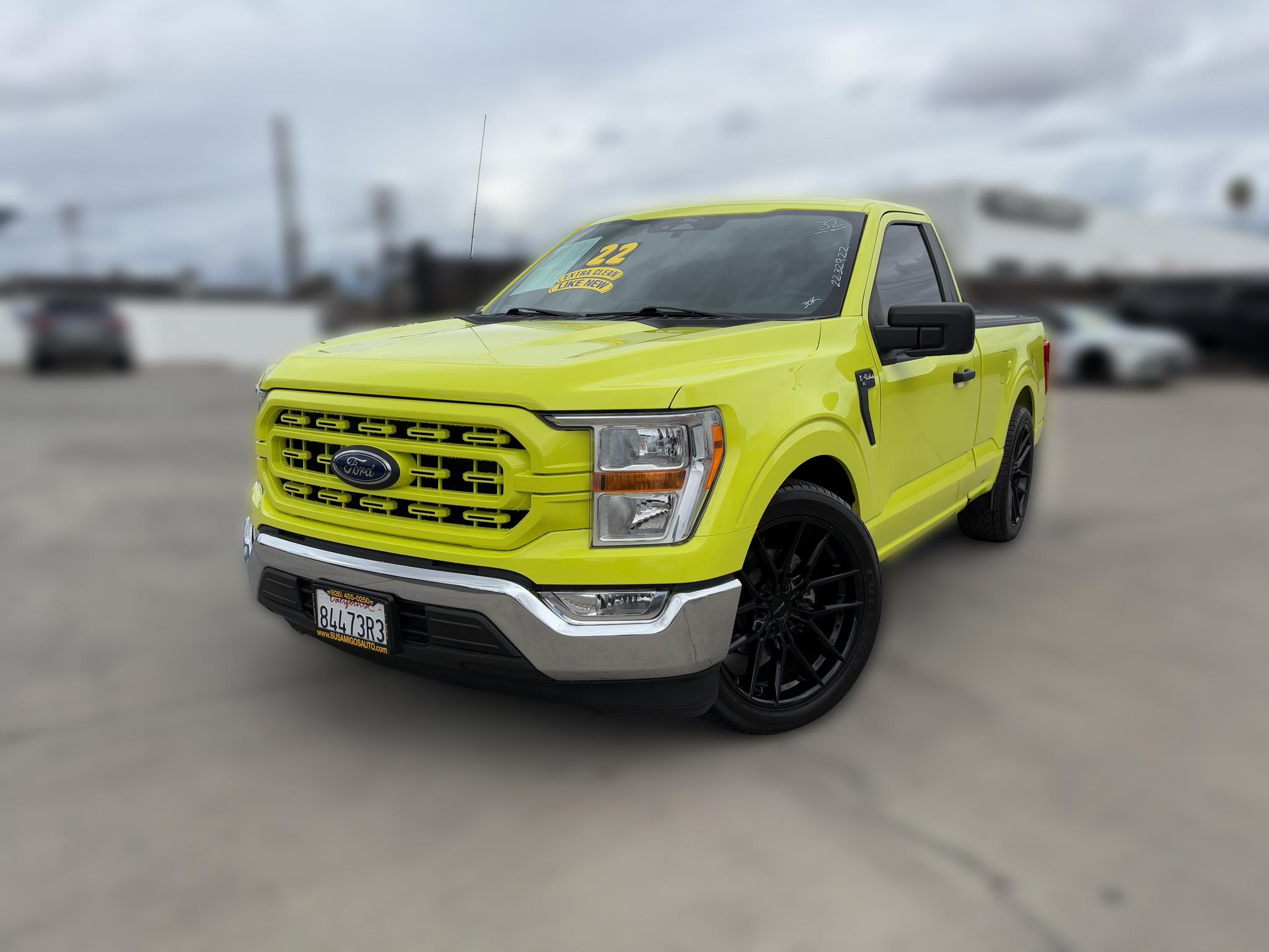 2022 Ford F-150 2WD Reg Cab 122.5" XL